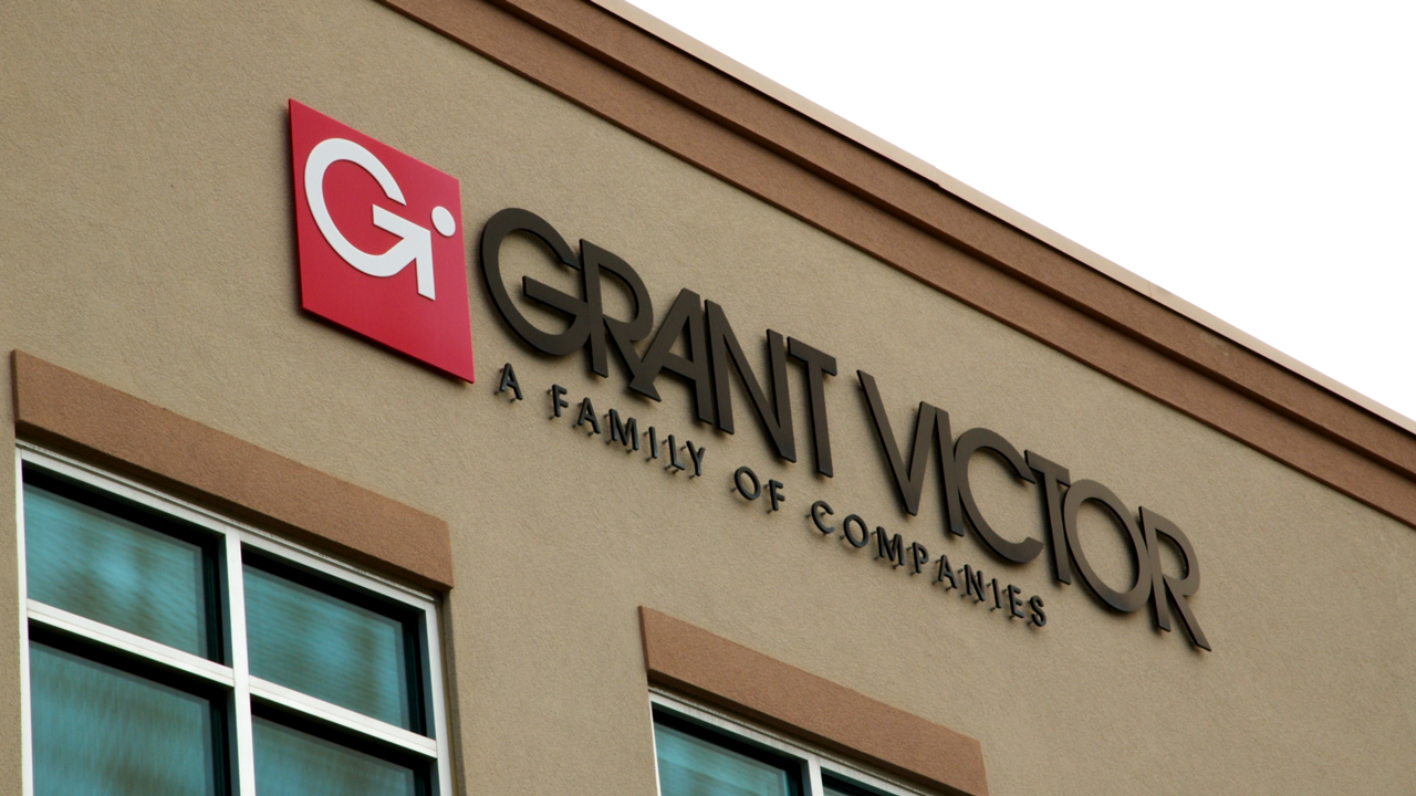 About Grant Victor - Grant Victor